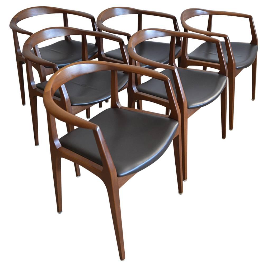 Set of Six Sculpted Dining Chairs by Aristeu Pires at 1stDibs