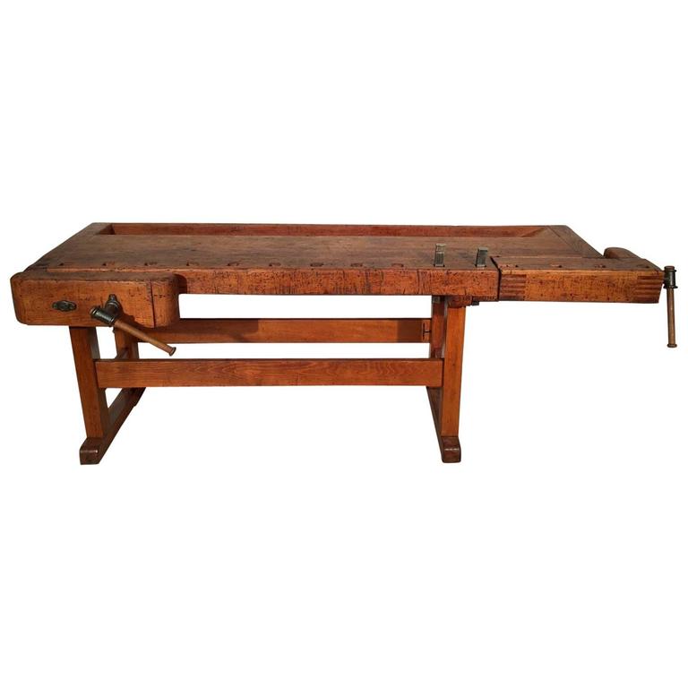 German Carpenters Workbench, Early 20th Century For Sale at 1stDibs