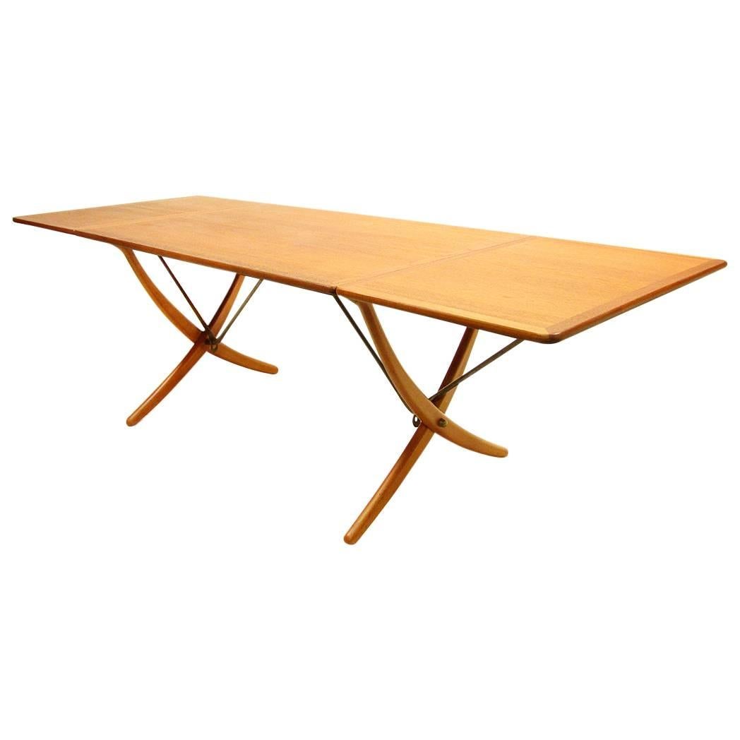 Sabre-Leg "AT-304" Dining Table by Hans Wegner at 1stDibs
