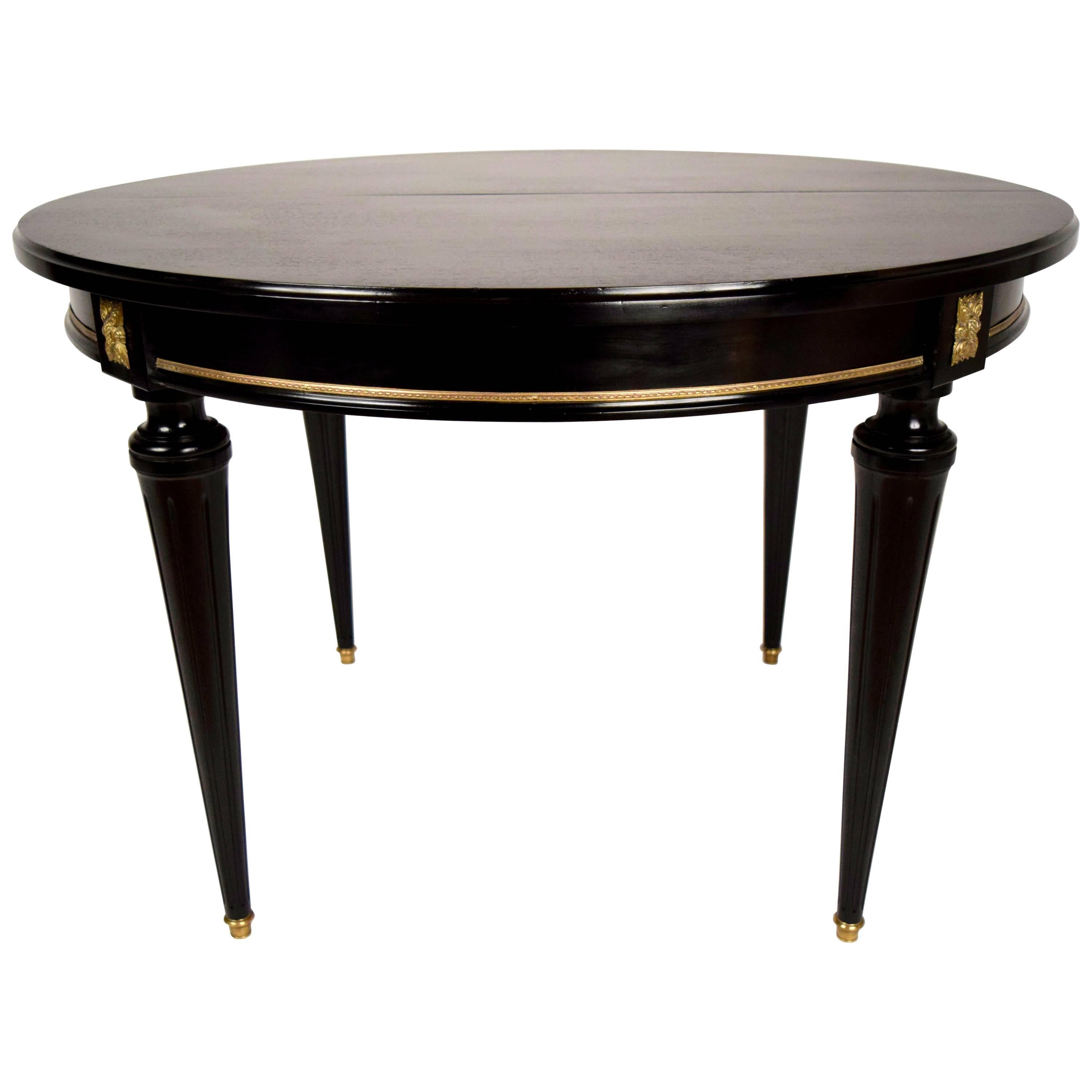 French Louis XVI Style Round Dining Table at 1stDibs