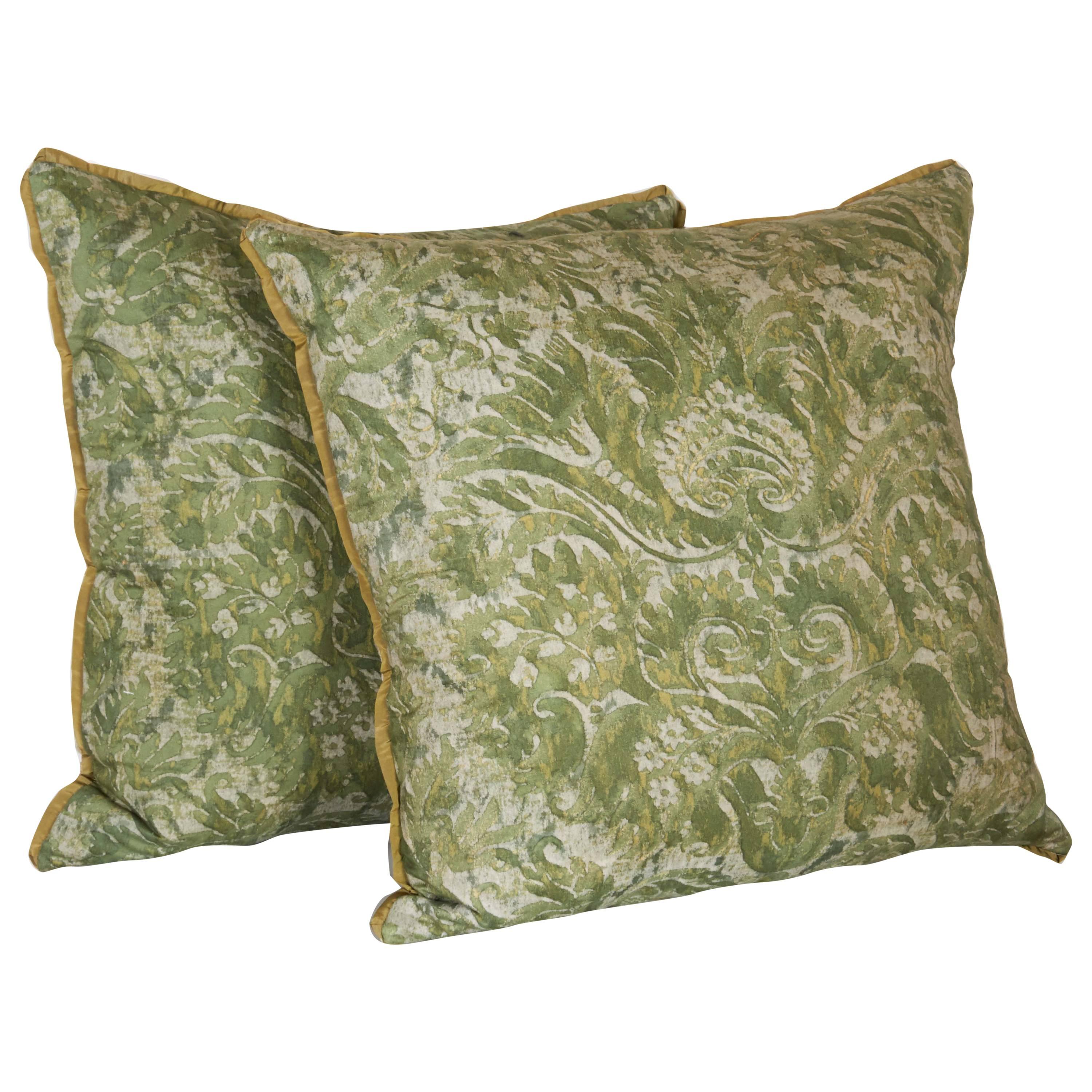 A Pair of Fortuny Fabric Cushions in the Festoni Pattern at 1stDibs