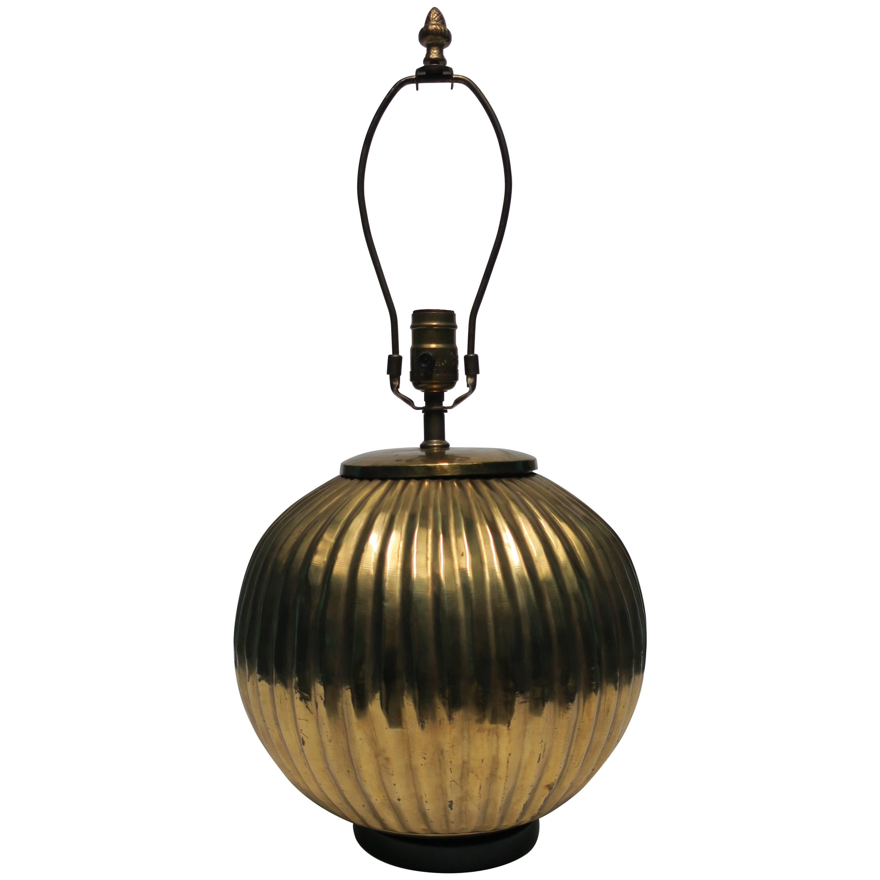 1970s Pleated Round Brass Table or Desk Lamp For Sale at 1stDibs