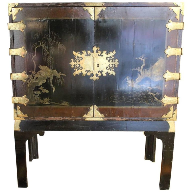 Early 20th Century rectangular China Small Cupboard, hand painted wood ...