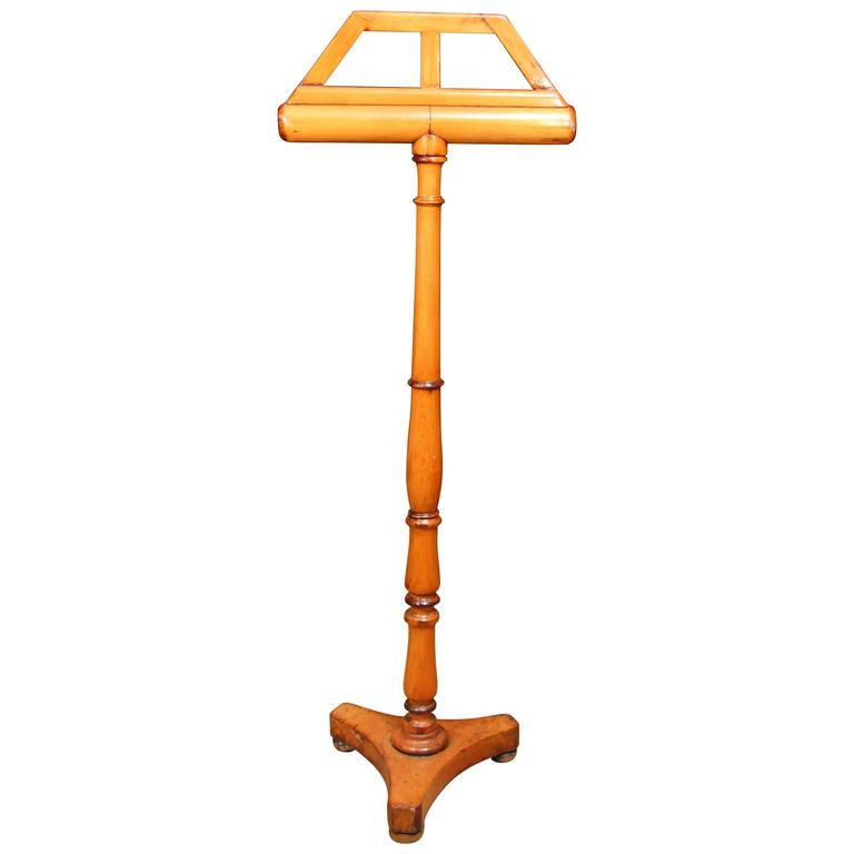 Antique British High Court Judges Robe Stand Maple Wood For Sale at 1stDibs