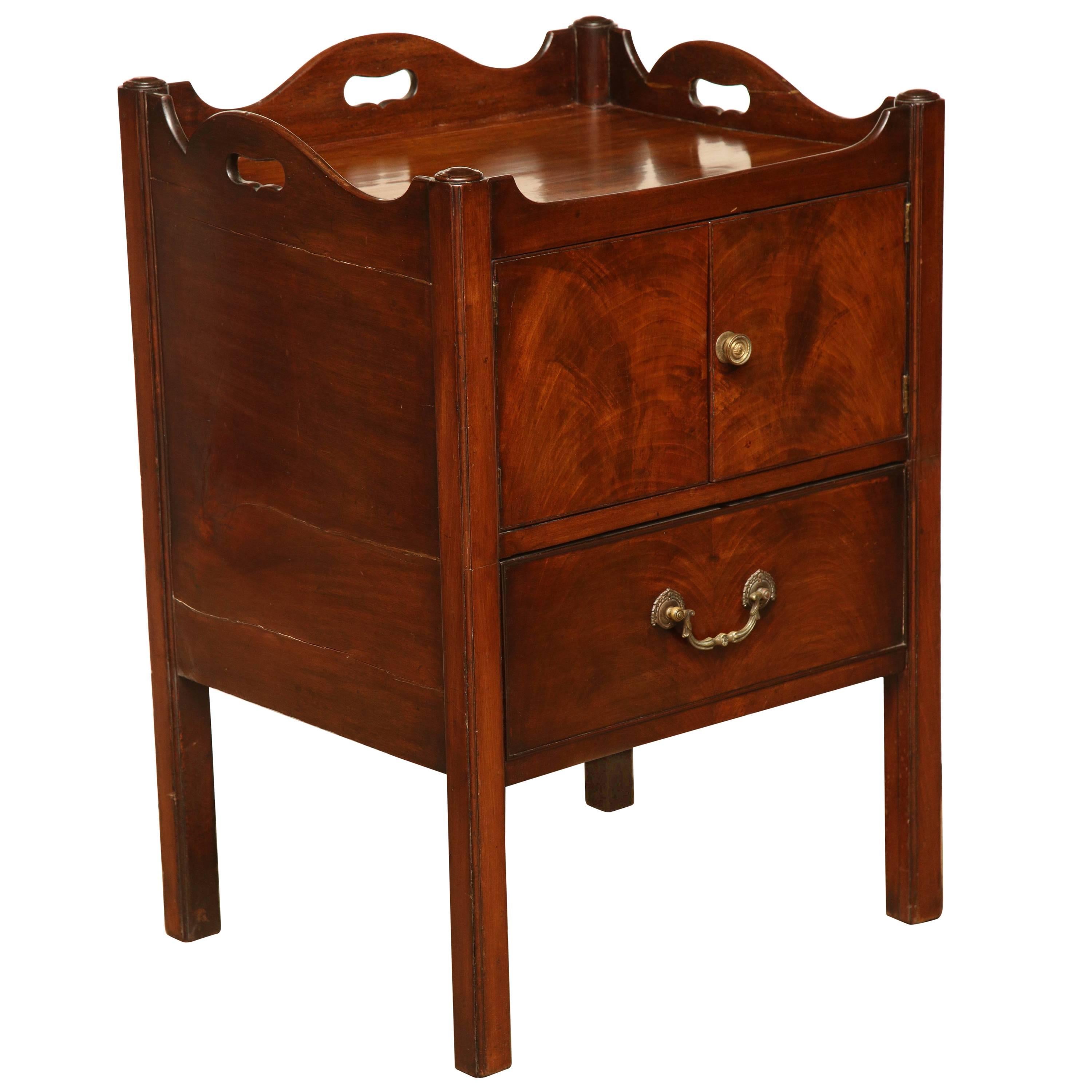 Early 19th Century English, Mahogany Bed Side Table at 1stDibs