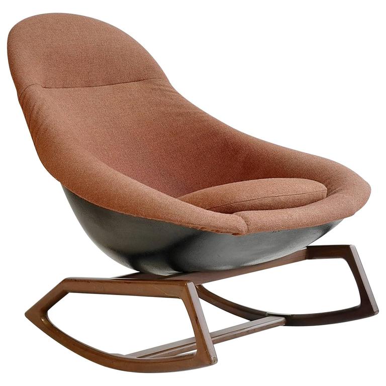 Organic Gemini Rocking Chair by Walter S. Chenery for Lurashell at 1stDibs