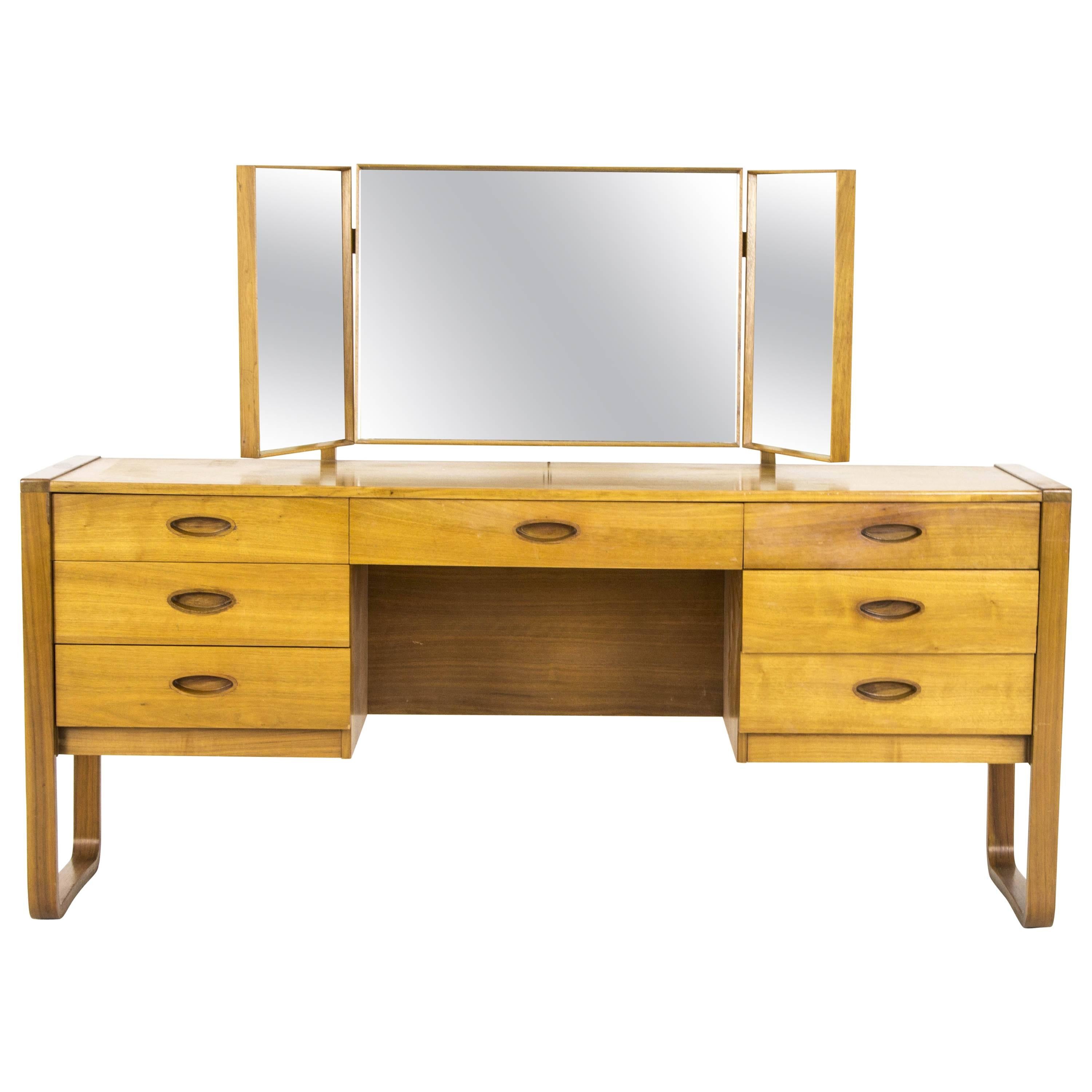 Vintage Uniflex Dressing Table - 2 For Sale on 1stDibs