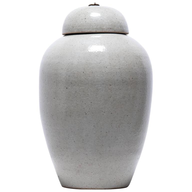 Chinese Covered Cloud Tea Leaf Container For Sale at 1stDibs