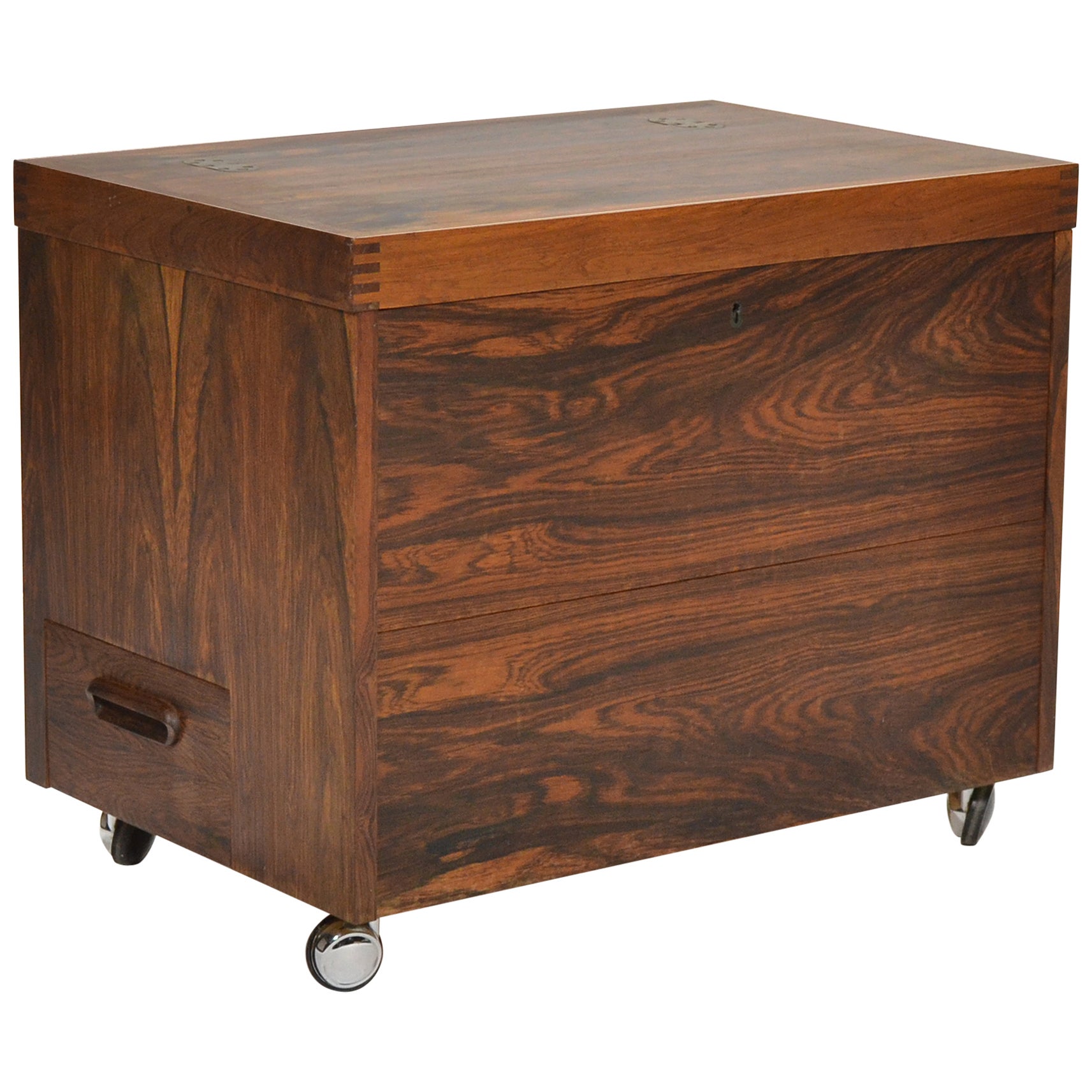 Scandinavian Rosewood Cube Bar For Sale at 1stDibs