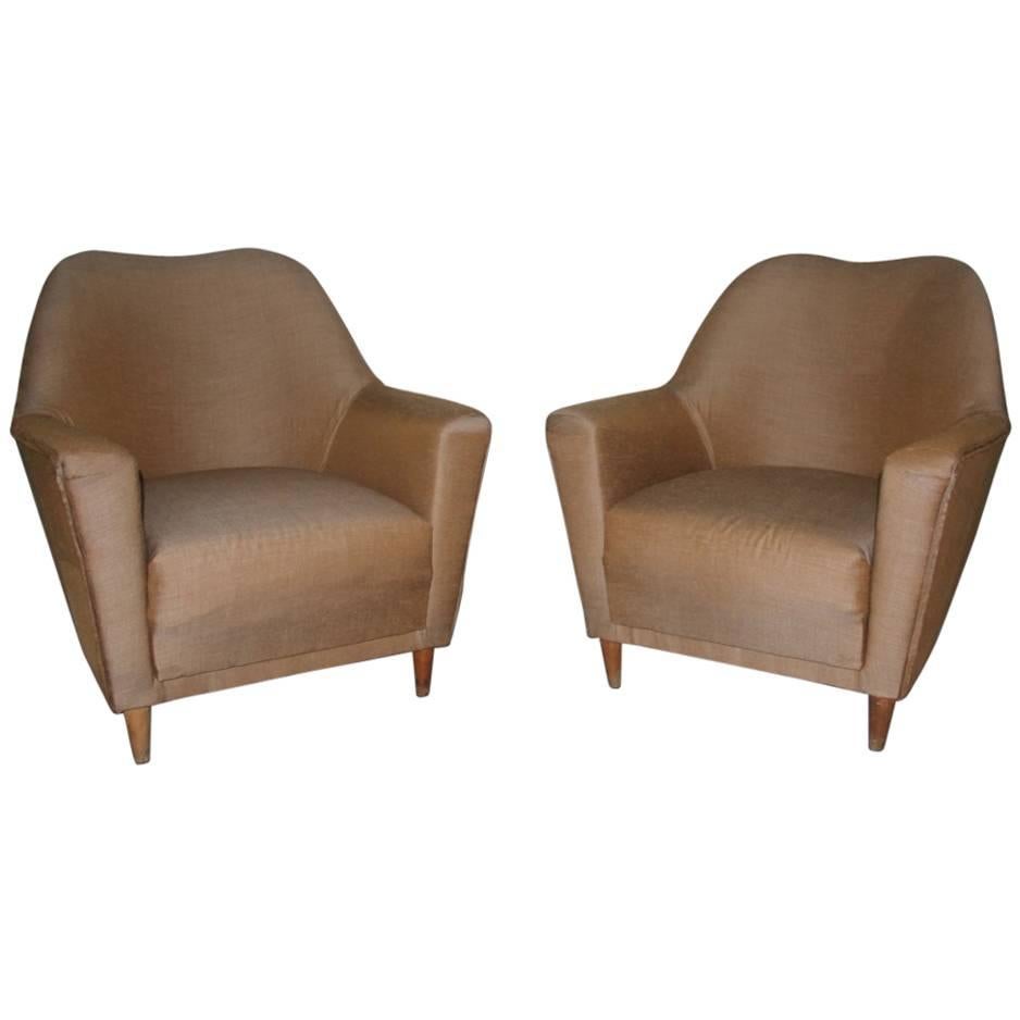Pair of Elegant Italian Armchairs at 1stDibs