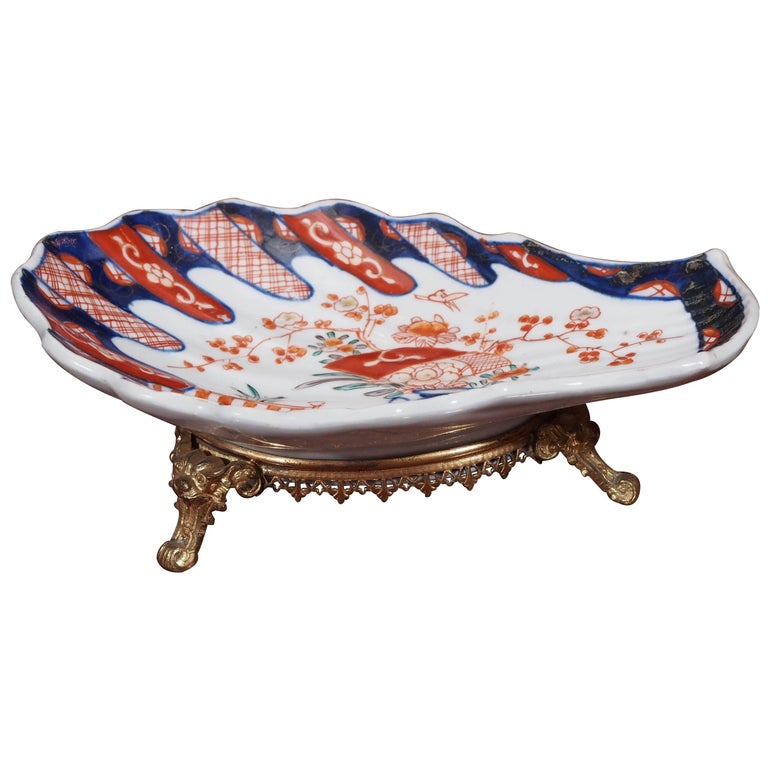 Imari Shell Form Dish with Gilt Bronze Mounts at 1stDibs