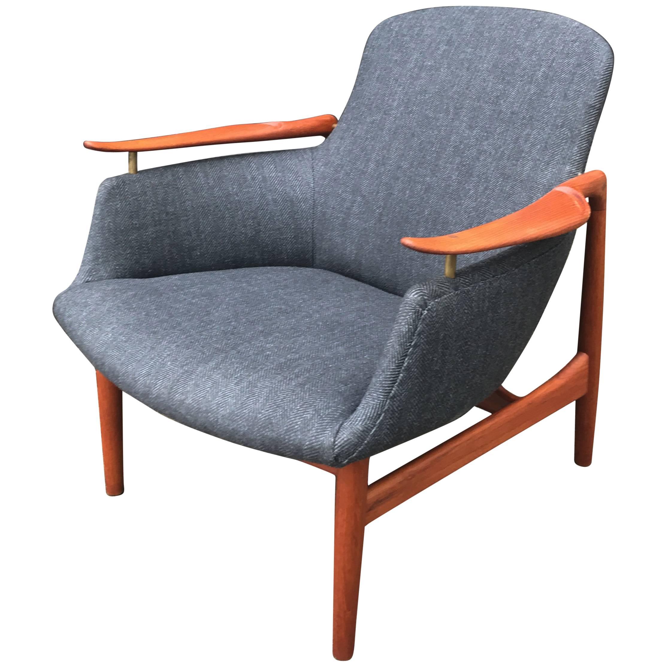 Finn Juhl NV53 Chair for Niels Vodder at 1stDibs