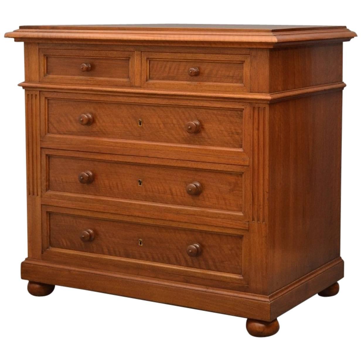 1890s Commodes and Chests of Drawers - 72 For Sale at 1stDibs ...