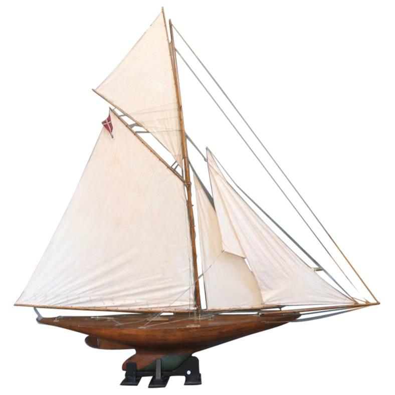 British Cutter Rig Pond Boat, 1930 at 1stDibs