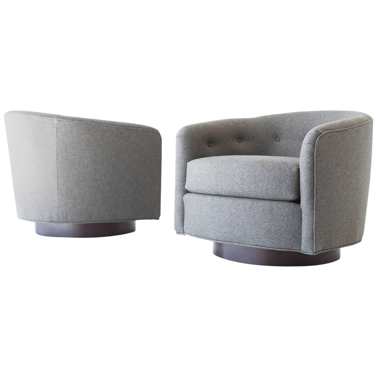 Mid-Century Modern Pair of Armless Lounge Chairs by Selig at 1stDibs