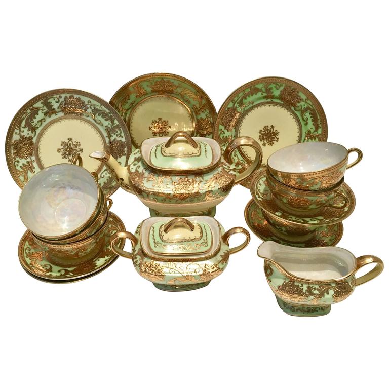 1920s Japanese Porcelain Lusterware 22-Karat Gold Gilt Tea Set of 18 ...