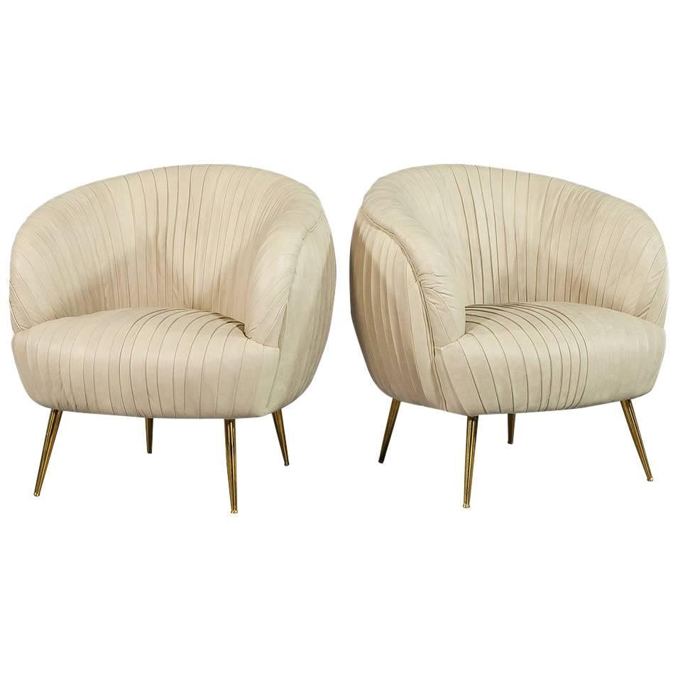 Pair of Cream Paneled Leather Accent Chairs For Sale at 1stDibs