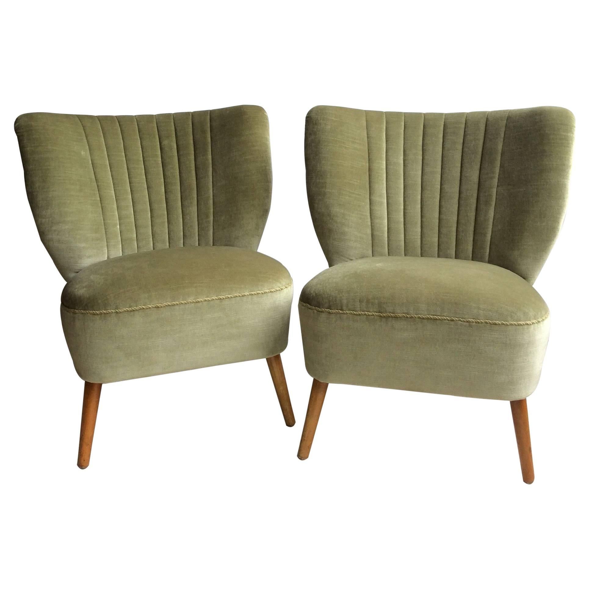 Pair of Mid-Century Cocktail Chairs at 1stDibs