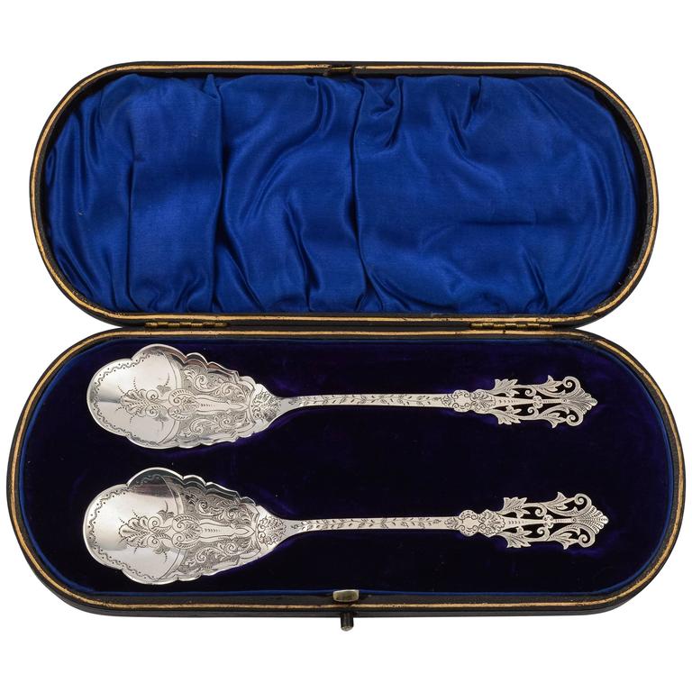 Pair of Cased 19th Century Victorian Silver Plated Preserve Spoons at ...