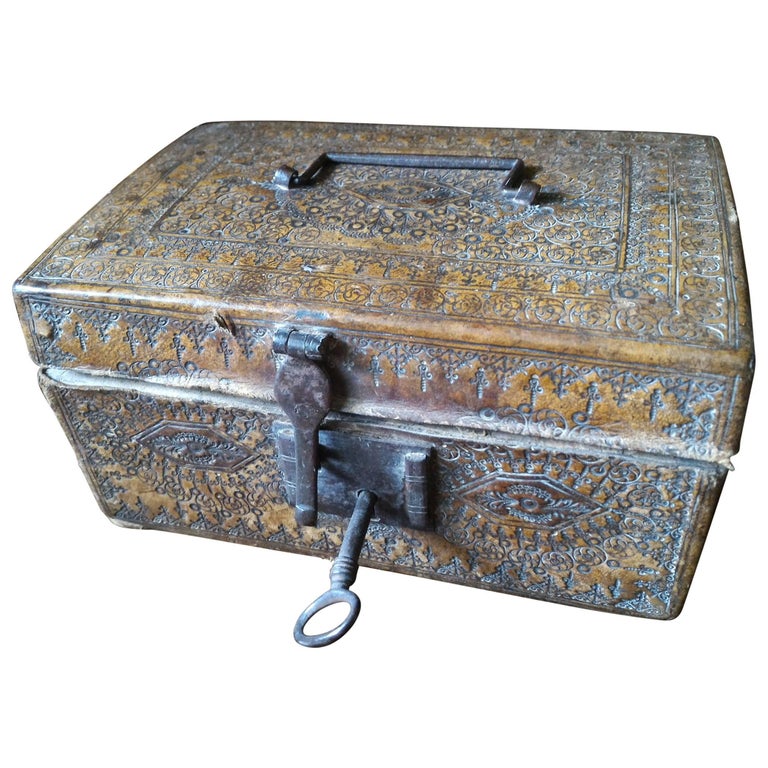Rare 17th Century French Medieval Message Mail Letters Box at 1stDibs