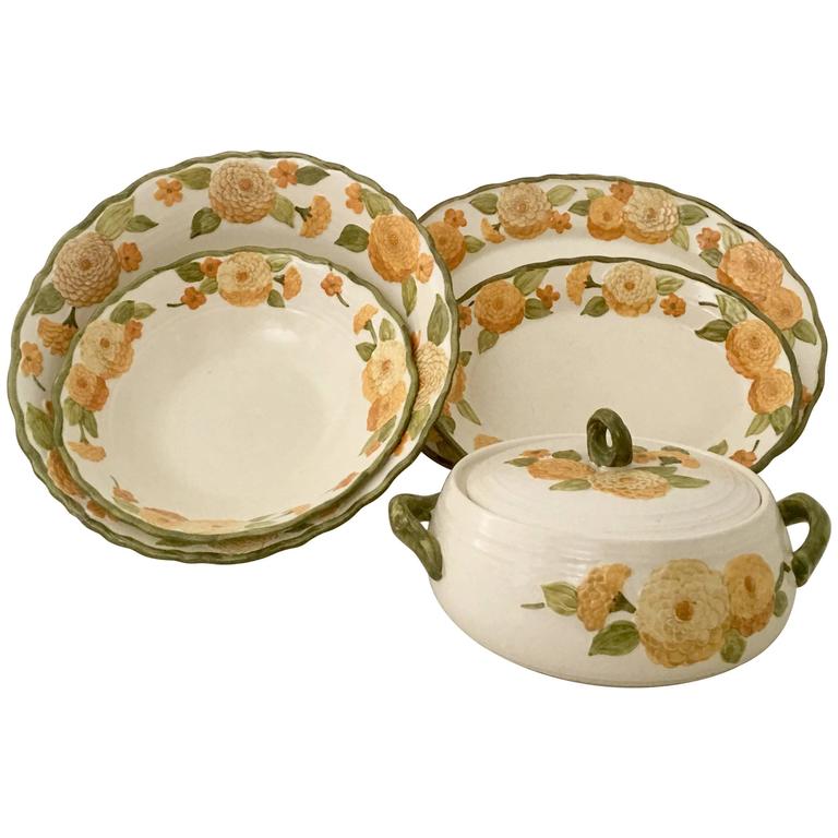 1960'S Ceramic Metlox "Zinnia" Dinnerware Set of Six Pieces at 1stDibs