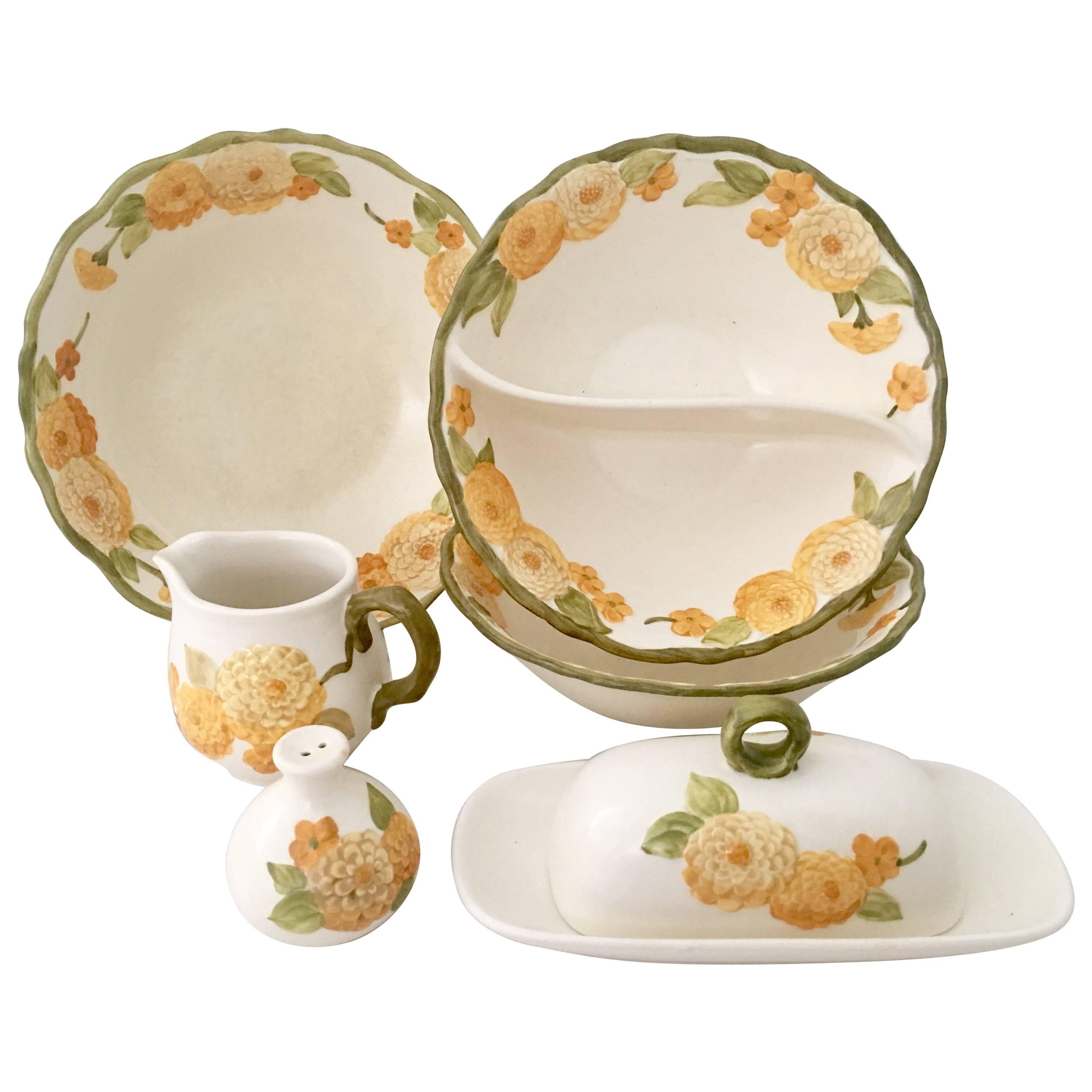 1950s Portugal Majolica Yellow Cabbage Dinnerware, Set of 24 at 1stDibs