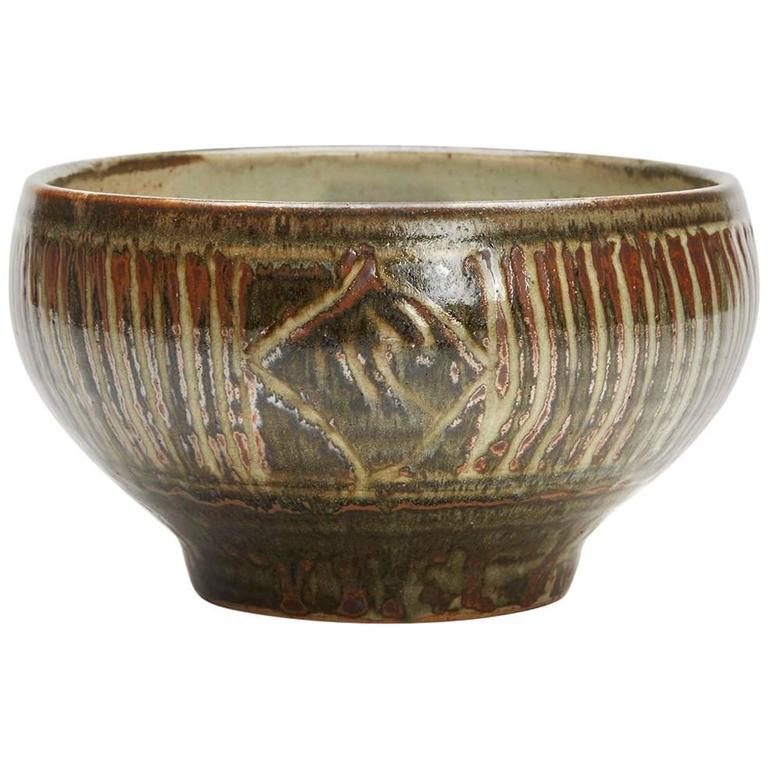 Vintage Michael Leach Studio Pottery Bowl, circa 1955 at 1stDibs