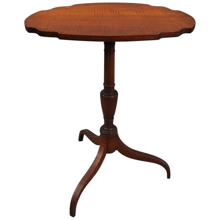 Antique Federal Tiger Maple Oval Tilt-Top Lamp Stand, circa 1850 at 1stDibs