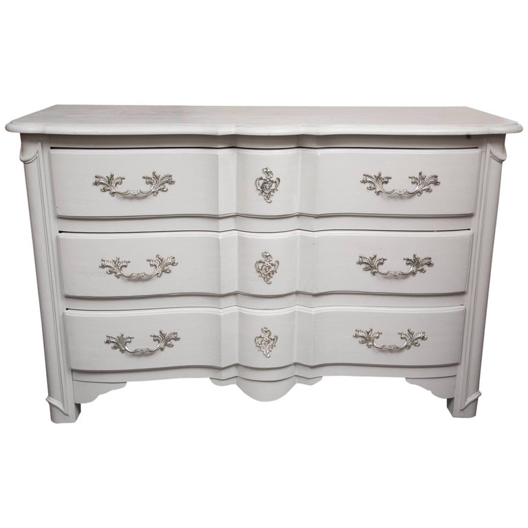 Gray Painted Block Front Chest of Drawers For Sale at 1stDibs | drawers ...