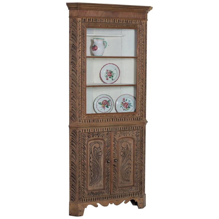 Georgian Style Antique English Oak Corner Cabinet, circa 1860 at 1stdibs