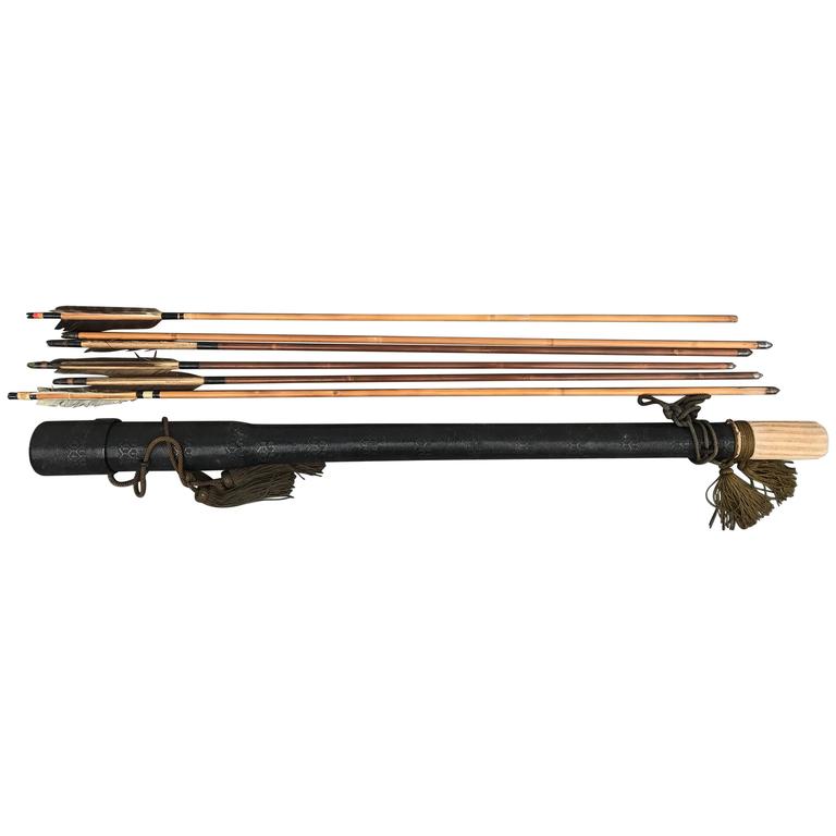 Japanese Antique Samurai Quiver and Bamboo Arrows at 1stDibs