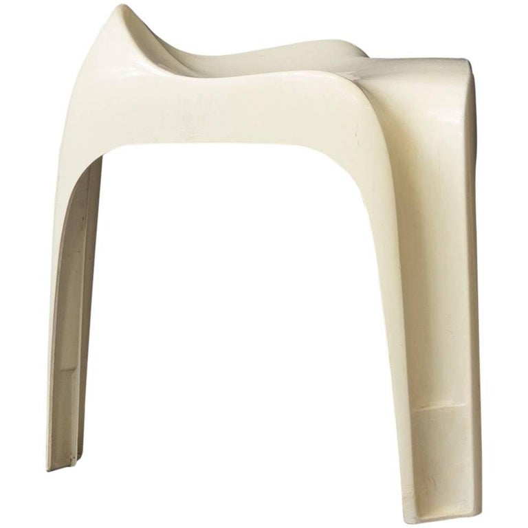 Plastic Organic Stool in White, circa 1970 For Sale at 1stDibs