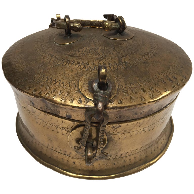 Anglo Indian Decorative Brass Lidded Tea Caddy at 1stDibs