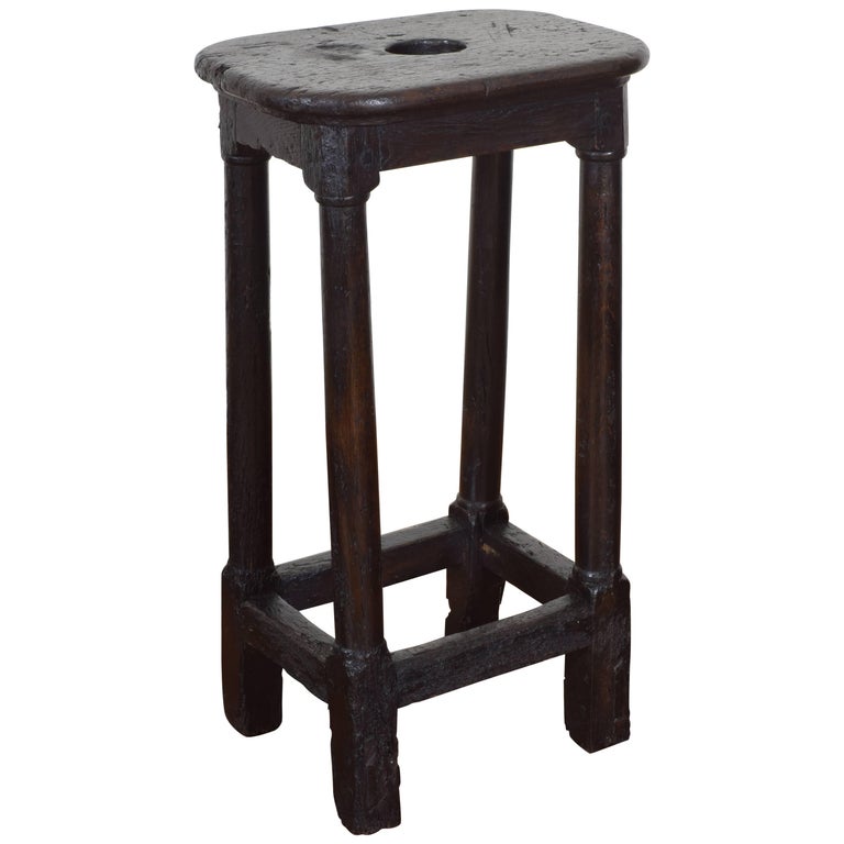 Dutch Early 18th Century Oak Travelling Stool For Sale at 1stDibs