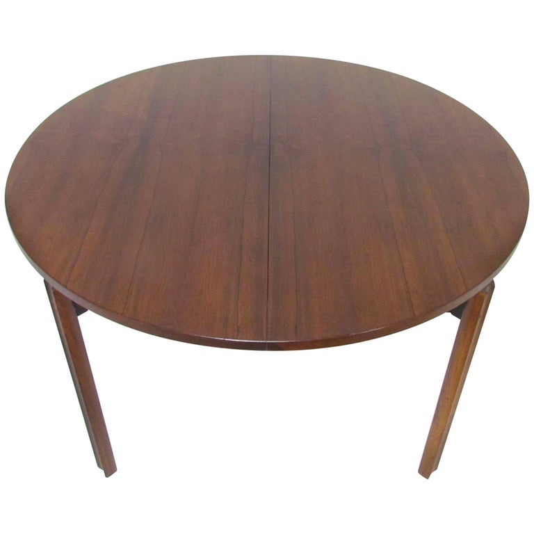 Stildomus Round Rosewood Dining Table with Butterfly Leaf, Italy, circa ...