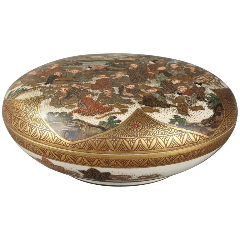 Round Japanese Satsuma Box, Meiji Period at 1stDibs