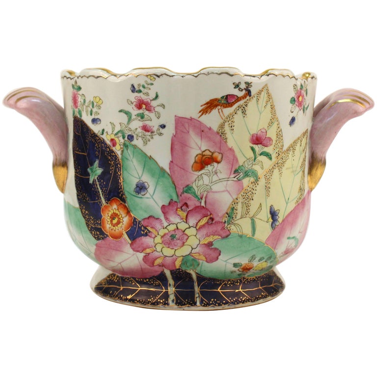 Tobacco Leaf Pattern Porcelain Pot at 1stDibs | leaf pattern on porcelain
