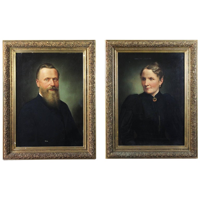 Pair of 19th Century Oil on Canvas Portraits For Sale at 1stDibs