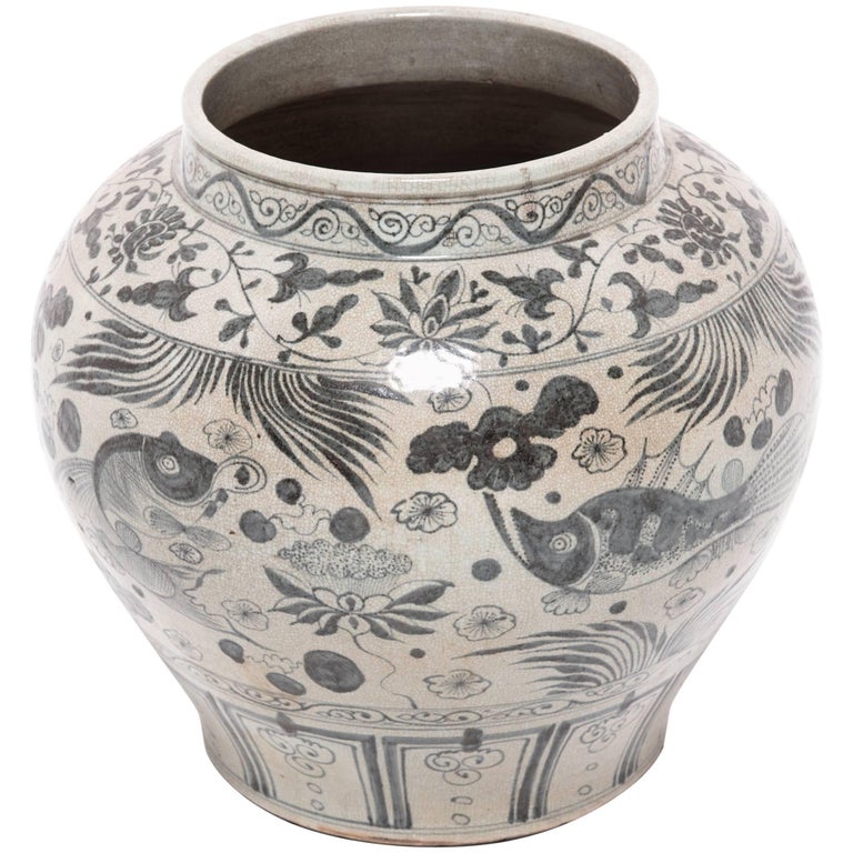 Chinese Fish and Fauna Onion Jar at 1stDibs