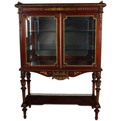 Antique and Vintage Vitrines - 1,199 For Sale at 1stdibs