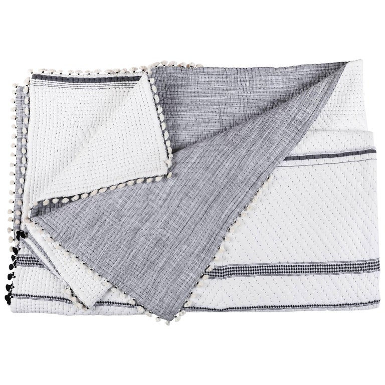 Injiri Organic Cotton Quilt For Sale at 1stDibs