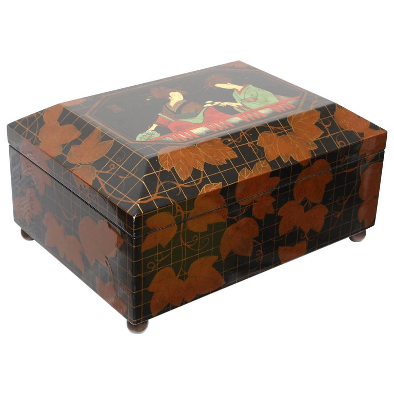 Vintage Japanese Motif Lacquered Box at 1stDibs