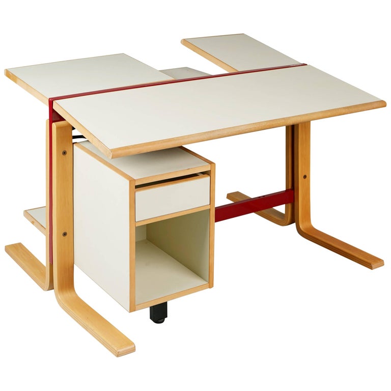 Apple Computer Mactable, circa 1990 at 1stDibs