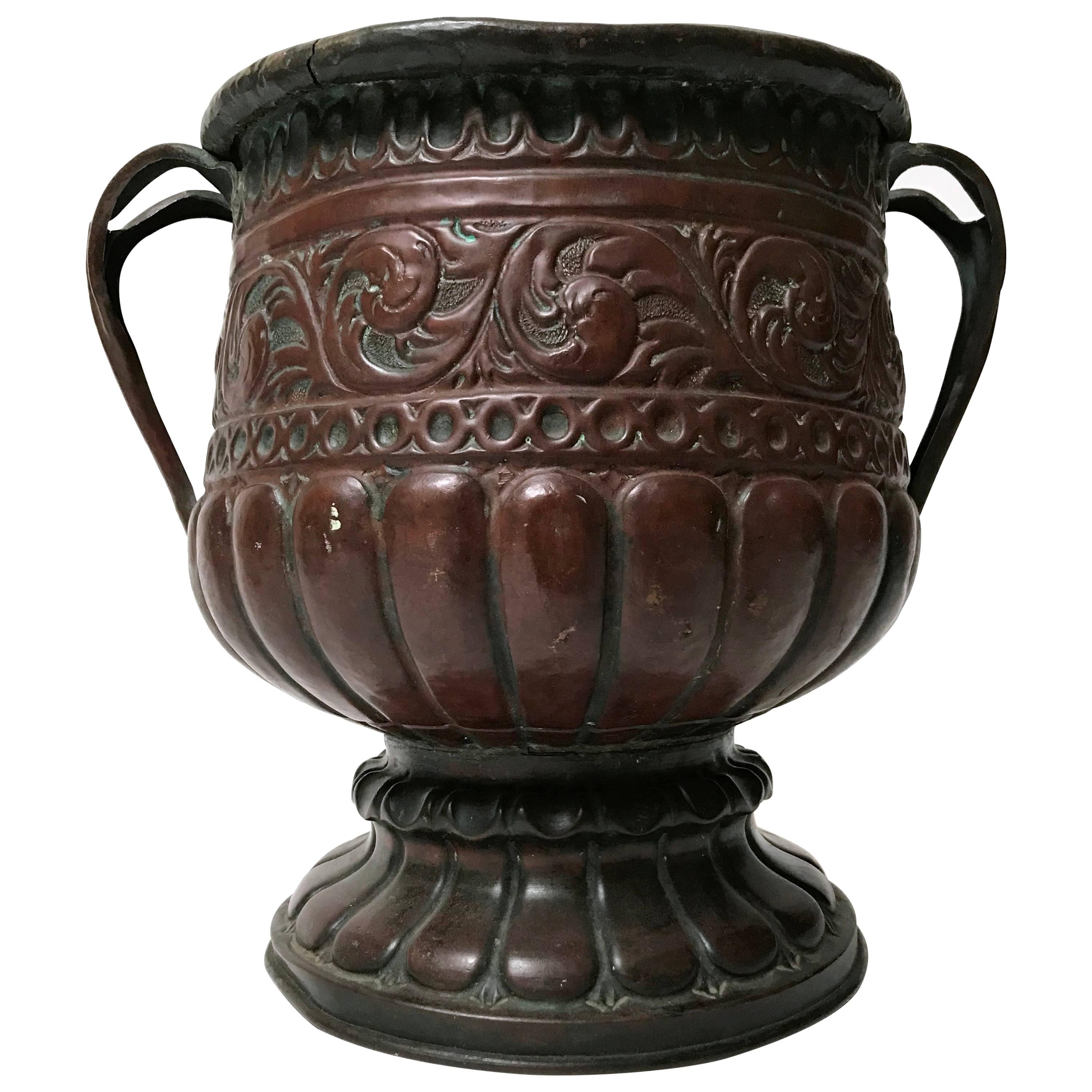 17th Century Italian Copper Cachepot For Sale at 1stDibs