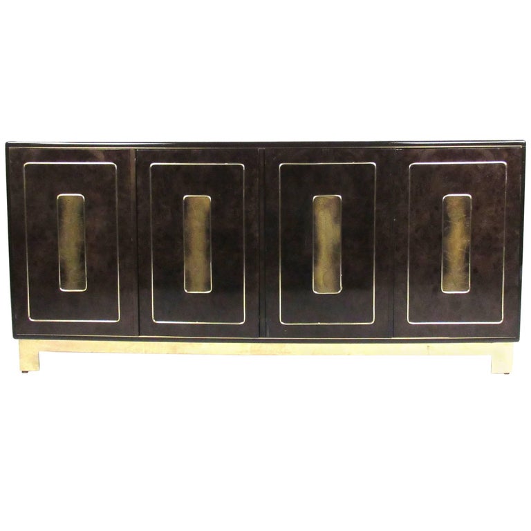 Commode moderne vintage en broussin et laiton gravé à l'acide de ...