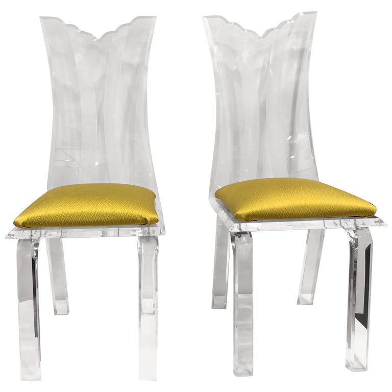 Pair of Fabulous Vintage Lucite Chairs For Sale at 1stDibs