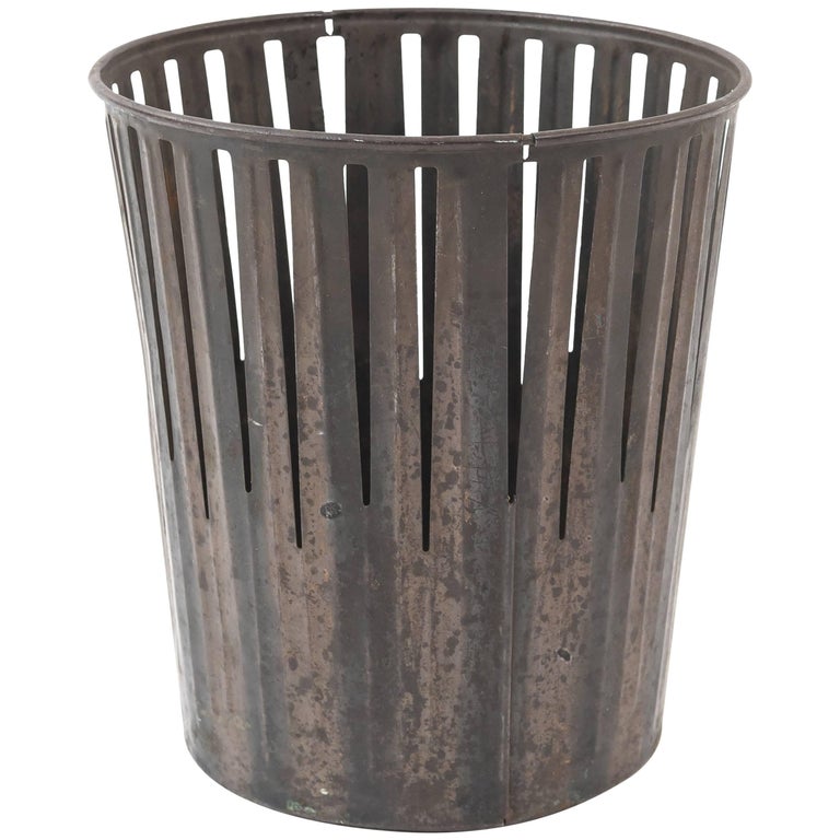 Vintage Industrial ERIE ART METAL Co Trash Can. at 1stDibs