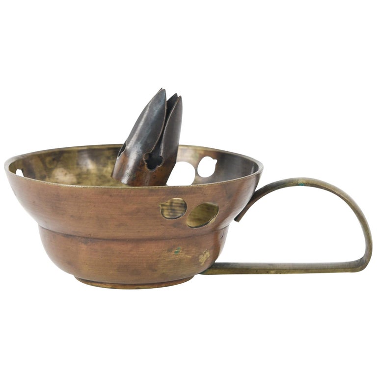 Antique Viennese Brass Portable Oil Lamp For Sale at 1stDibs