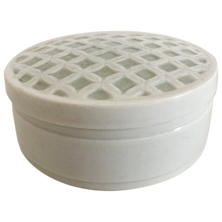 Bing and Grondahl Unique Vase by Jo Hahn Locher #551 For Sale at 1stDibs