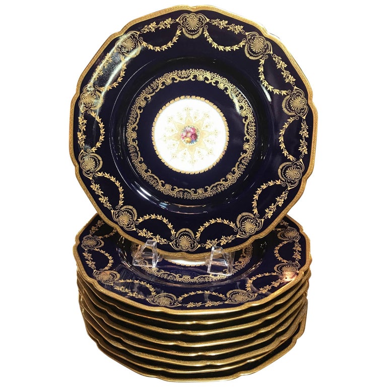 Sumptuous Set of Ten Cobalt and Gold Service Dinner Plates at 1stDibs